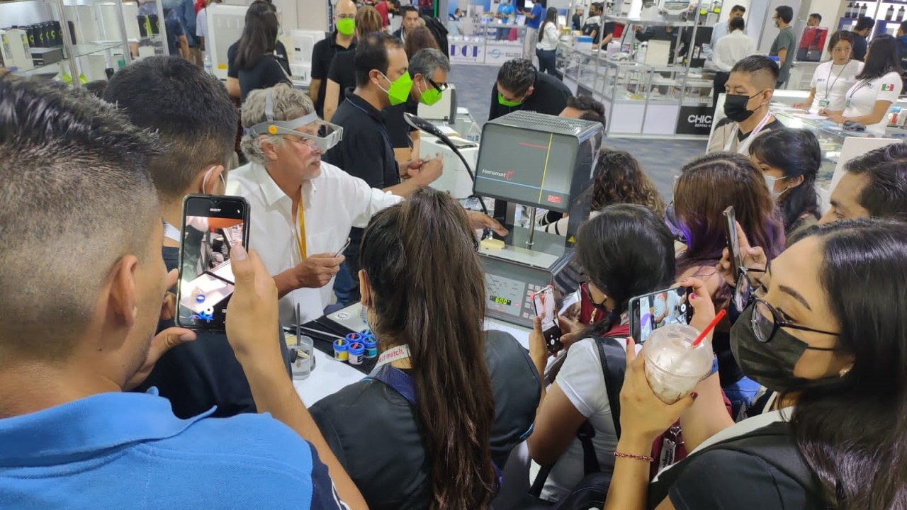 Kulzer Mexico celebrates anniversary, product launch with partner